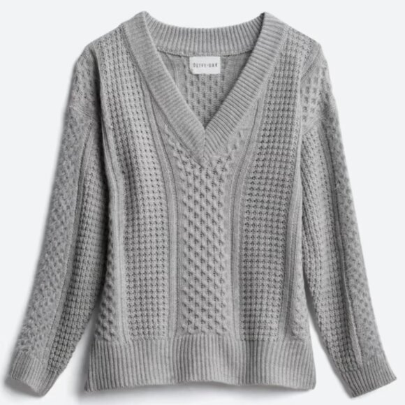 Olive & Oak | Sweaters | Olive Oak Zonny Cable Knit Fuzzy Sleeve Detail ...